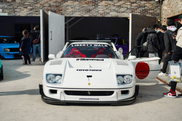 Ferrari F40 Liberty Walk : The Bold and Beautiful... - Zerone Japan
